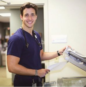 10 อินสตาแกรมสุดฮอต หนุ่มหล่อในเครื่องแบบ