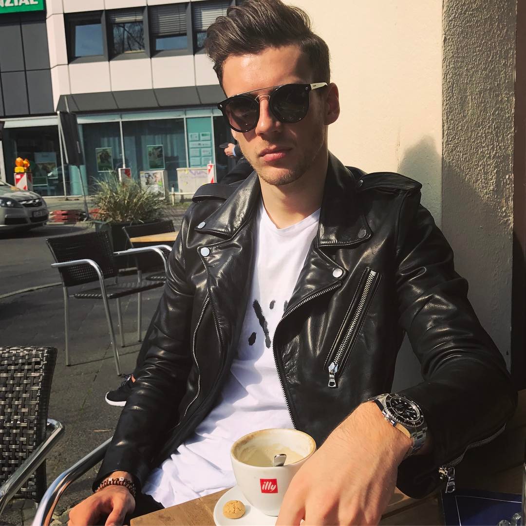 ลีออน โกเรทซ์ก้า หนึ่งในนักฟุตบอลที่เก่งและหล่อมาก #สวัสดีบอลโลก