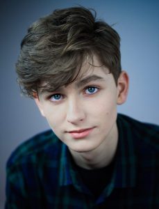 เผยโฉม Joshua Shea นักแสดงผู้รับบท นิวท์ สคามันเดอร์ สมัยเรียนฮอกวอตส์