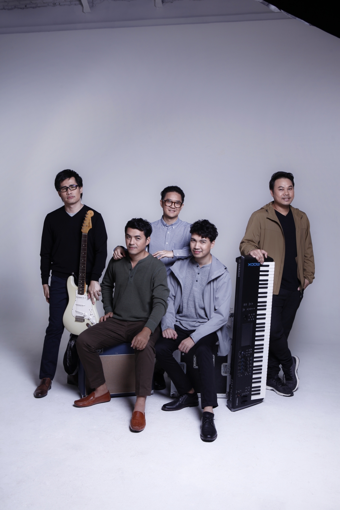 วง HUM คัมแบ็ค หลังห่างวงการนานกว่า 15 ปี - เจ้าของเพลงฮิต รออยู่ตรงนี้